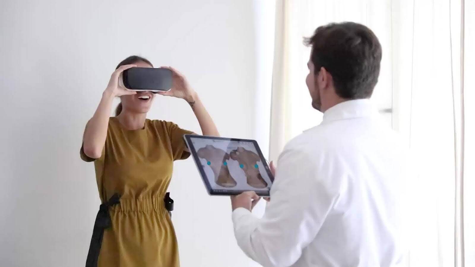 How Virtual and Augmented Reality Can Enhance Your Liposuction Consultation - Levant Liposuction